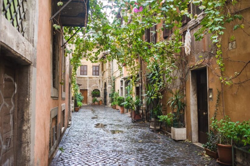 Rome: Squares and Fountains Guided Walking Tour - Who Will Love This Tour?
