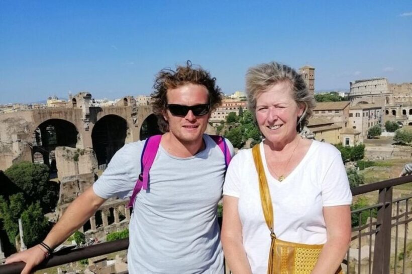 Rome : Squares & fountains Walking Tour - Key Points