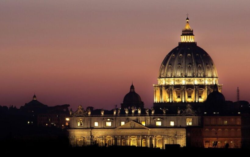 Rome: St. Peter's Basilica and Papal Tombs Walking Tour - Starting Point and First Impressions