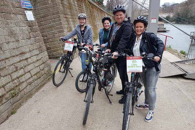 Rome Tiber Cycle Path: Electric & Muscle Rental Bike - Exploring the Tiber River Cycle Path