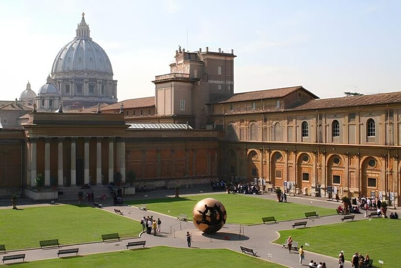 Rome Top Highlights Private Tour By Car from Civitavecchia - FAQ