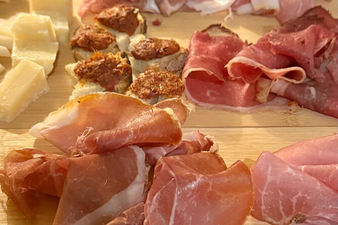 Rome: Trastevere Food and Wine Tasting Tour - What the Reviews Say