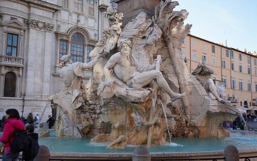 Rome: Trevi Fountain and Piazza Navona Underground Tour - A Close Look at the Experience