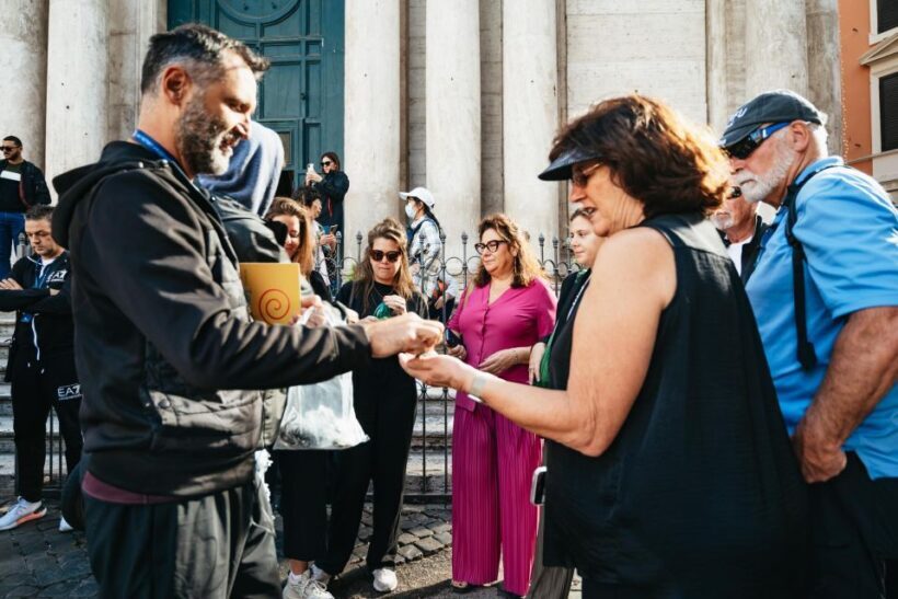 Rome: Trevi Fountain and Underground Guided Tour - Key Points