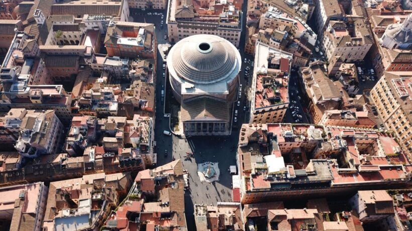 Rome: Trevi Fountain Navona Pantheon walking tour in English - FAQs