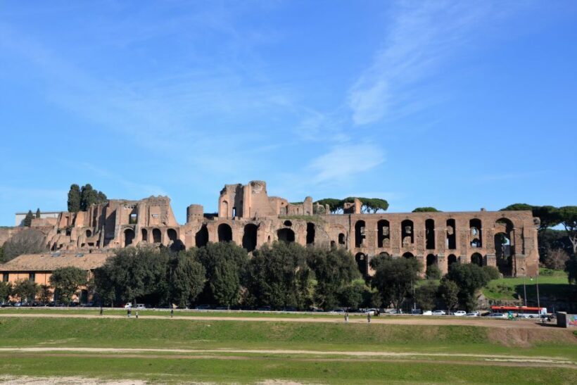 Rome: Vatican, Colosseum & Main Squares Tour w/ Lunch & Car - FAQ