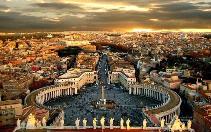 Rome: Vatican Museums & Sistine Chapel Fun Tour with Entry - Logistics & Practical Tips