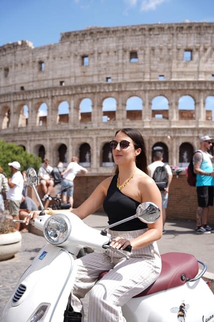 Rome: Vespa Tour with Historic City Highlights - The Colosseum (Photo Stop)