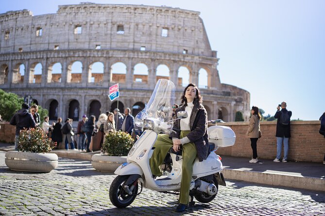 Rome Vespa Tour With Pro Photographer - Exploring Iconic Locations