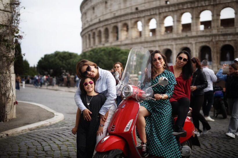 Rome: Vespa Tour with Professional Photographer - Analyzing the Value