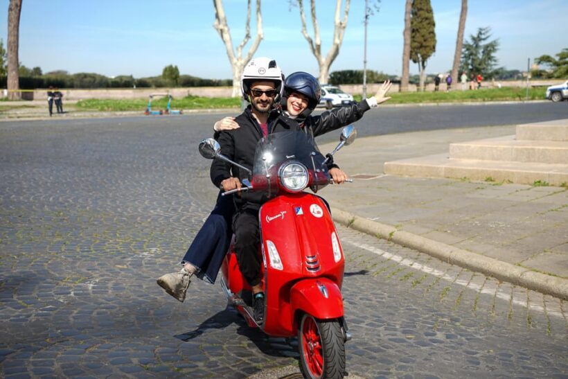 Rome Vespa Tour with Professional Photoshoot - A Detailed Look at the Rome Vespa Tour Experience