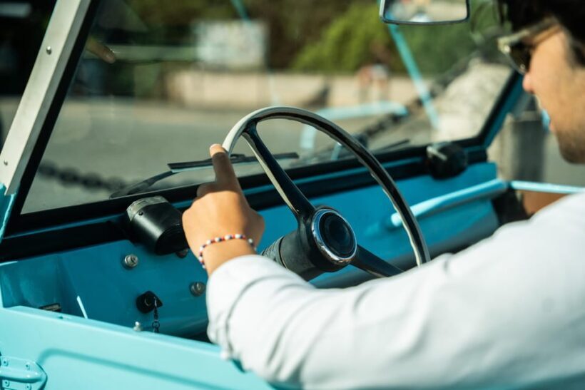 Rome: Vintage Fiat 600 Cabriolet Tour with Prosecco - FAQ