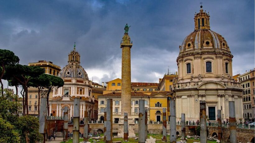 Rome Walking Tour: Ancient Ruins to Modern Fashion District - Practical Tips for Travelers
