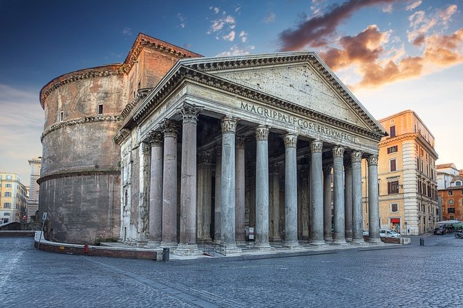 Rome Walking Tour: Churches, Squares and Fountains - Temple of Hadrian