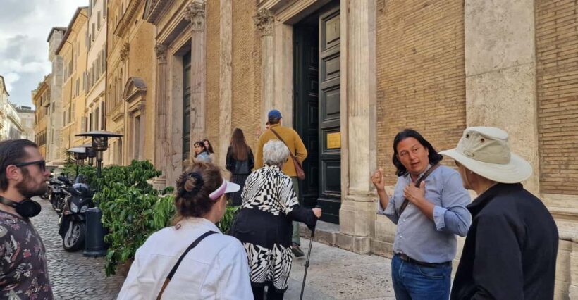 Rome: Walking Tour of World War 2 in Rome - Key Points
