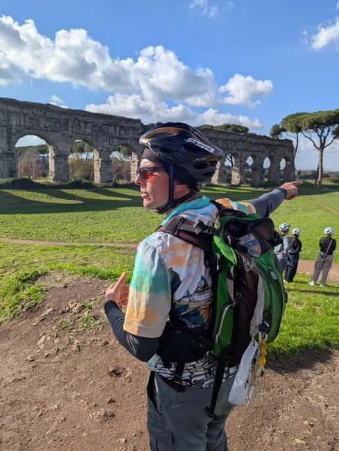 Rome:Appian Way E-bike Tour, Catacombs, Aqueducts & Transfer - Exploring the Roman Countryside on Two Wheels