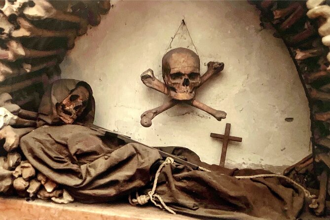Romes Bone Crypts and Dark Centre Tour - Haunted Sites of Rome