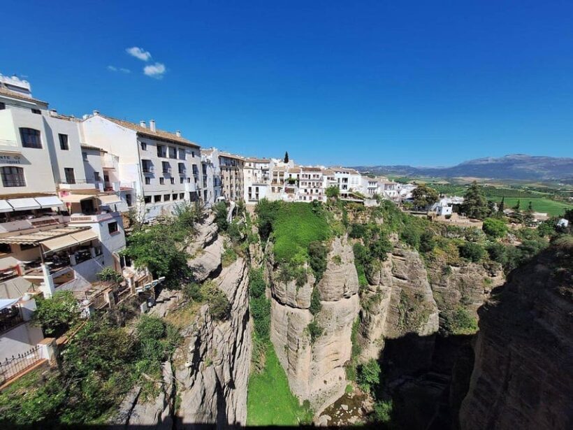 Ronda and White Villages: Small Group Day Trip Experience - Ronda: The Grand Finale
