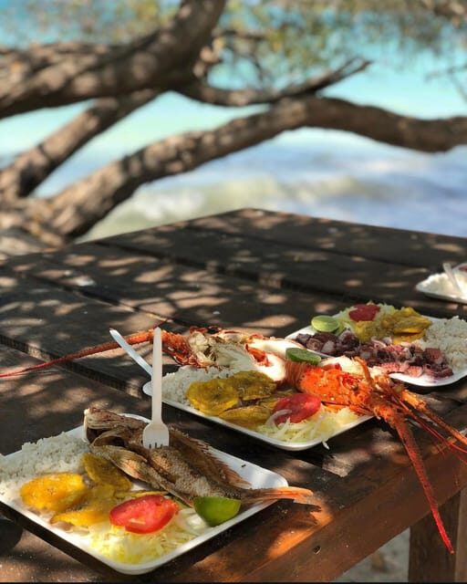 Rosario Islands -Barú : Agua Azul Beach, with lunch - Considerations and Possible Drawbacks