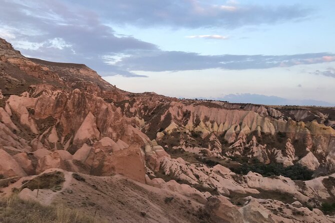 Rose Valley Sunset Hiking in Cappadocia - Reviewing Traveler Feedback: Highlights and Concerns