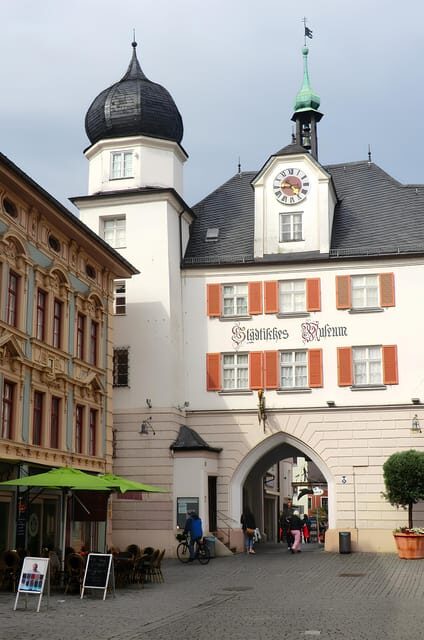 Rosenheim: Express Walk with a Local in 60 minutes - Who Will Find This Tour Most Valuable?