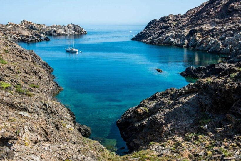 Roses: Cadaqués&Underwater Vision :Magic on the Costa Brava - Practical Details and Value