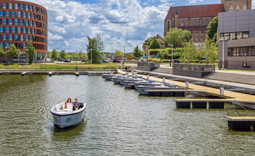 Rostock: Electric Boat Rental on the Warnow River - FAQs