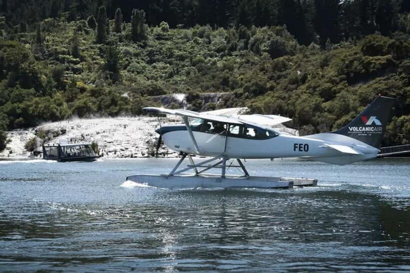 Rotorua: Floatplane Flight with Orakei Korako Landing - An In-Depth Look at the Rotorua Floatplane Experience