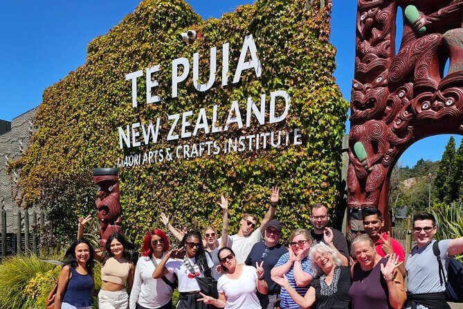 Rotorua Highlights Tour inc. Te Puia Tour, Lunch & Cultural Show - Introduction