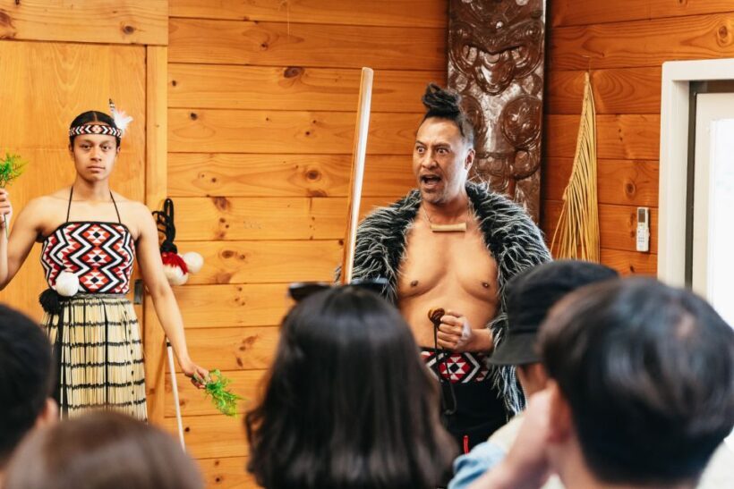 Rotorua: Mori Cultural Performance with Dancing - The Value of the Experience