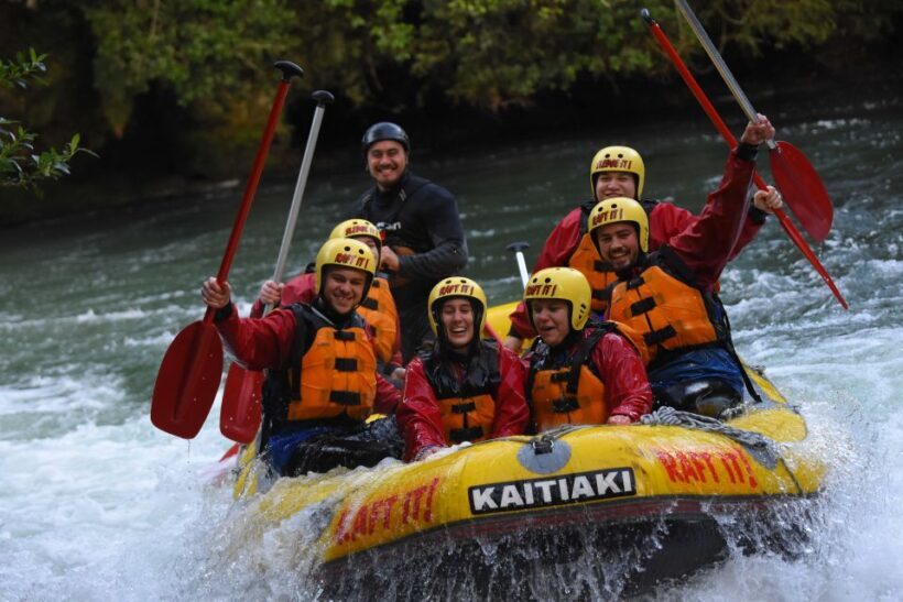 Rotorua Rafting: Kaituna River White Water Experience - Guides and Group Size