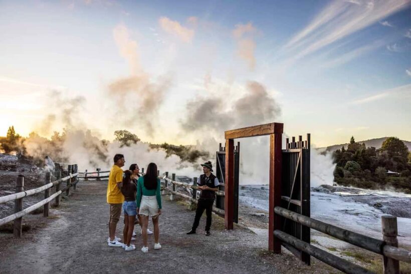 Rotorua: Te Puia Geothermal Valley Tour with Cultural Show - Key Points