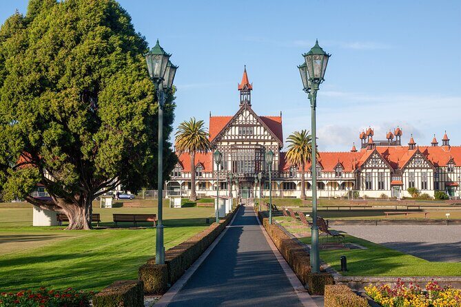 Rotorua Tour from Auckland with buffet Lunch at Skyline Summit - Introduction