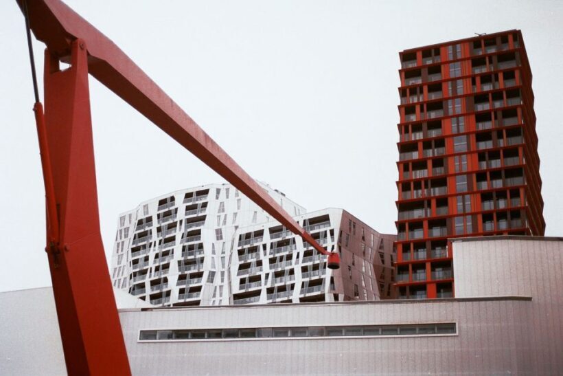 Rotterdam Architecture: Centre and South Bank with watertaxi - Crossing the River: The Watertaxi Experience