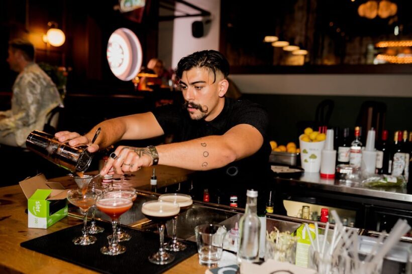 Rotterdam Center: Cocktail Bar Walking Tour - Self Guided - Who Should Consider This Tour?
