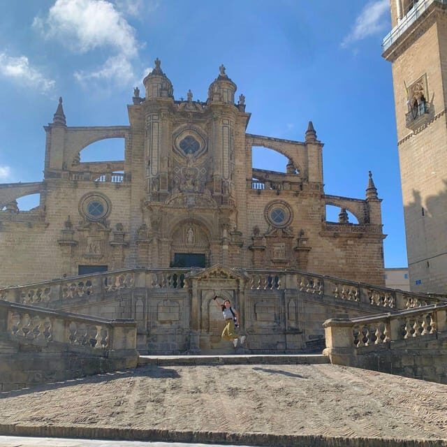 Round of Sherry here, pls! - A Deep Dive into the Tour Experience