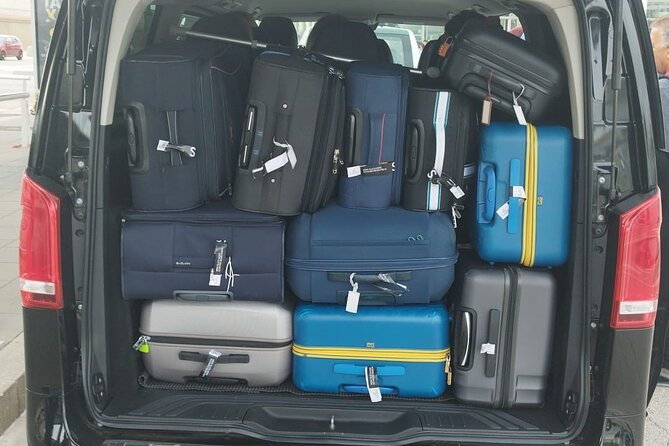 Round Trip From Barcelona Airport to City and City to Airport - Drop-off Flexibility