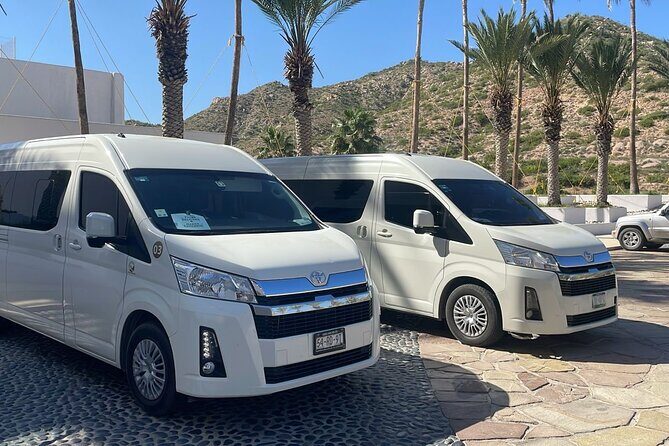 Round Trip from SJD Airport to Cabo San Lucas Hotels - The Route and Key Features