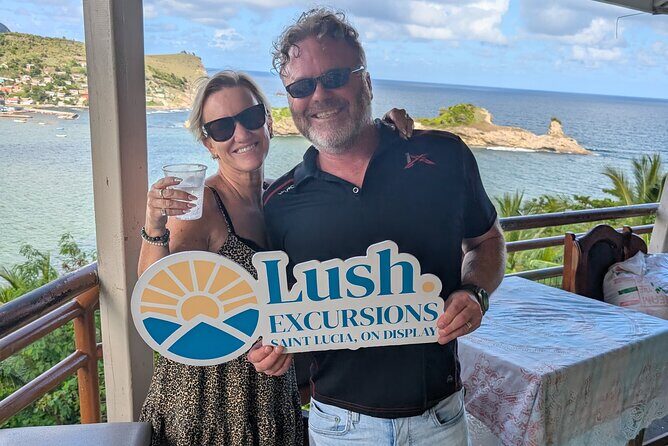 Round Trip Hewanorra Airport UVF Transfer Marigot Bay - Key Points