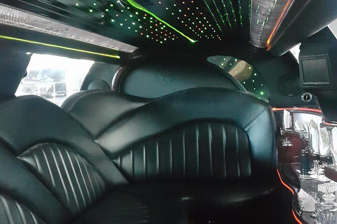 Round Trip Nassau Airport ARRIVAL (NASSAU LIMOUSINE) - Key Points