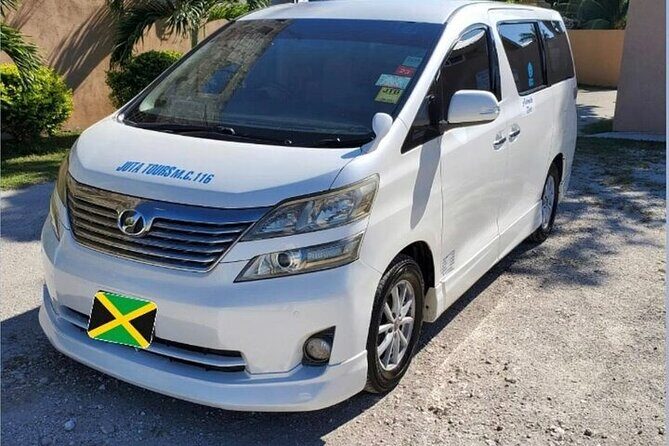 Round-Trip or Direct Private Airport Transfer to Lucea Resorts - Introduction: A Practical Choice for Your Arrival in Lucea