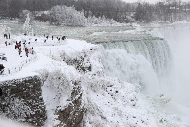 Round-Trip Private-Safe Transfer Between Buffalo Airport & Niagara Falls Canada - Who Should Consider This Transfer?