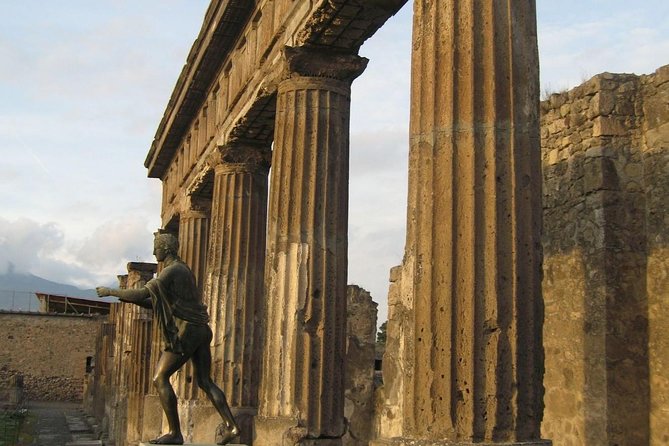 Round-Trip Shuttle Transfer from Naples to Pompeii - FAQ