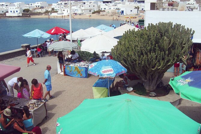 Roundtrip Ferry Transfer to La Graciosa with Free Wifi - Discovering La Graciosa: Laid-back Island Charm