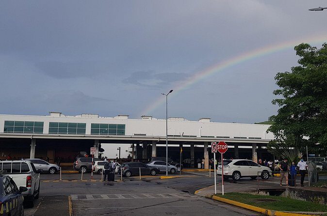 Roundtrip private Airport Transfers to Montego Bay Hotels - The Sum Up