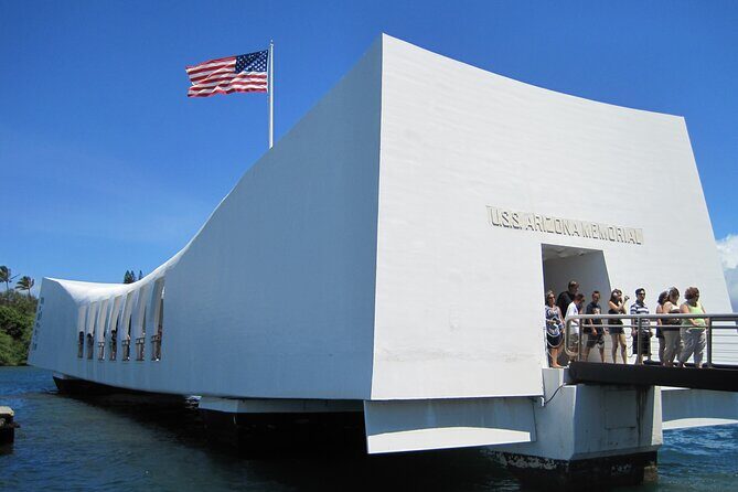 Roundtrip Shuttle from Waikiki-Pearl Harbor National Memorial - Key Points