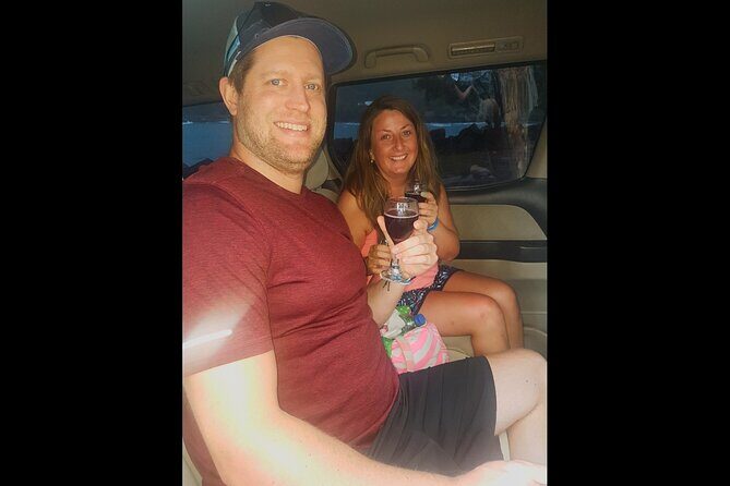 Roundtrip Transfer from UVF Airport to Resorts in Gros Islet (Groups of 4 Plus) - FAQ