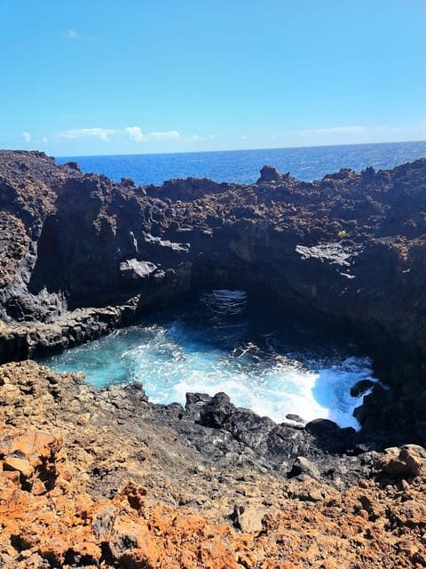 Route guided on the volcanic coast of Lanzarote. - Practical Details and Value
