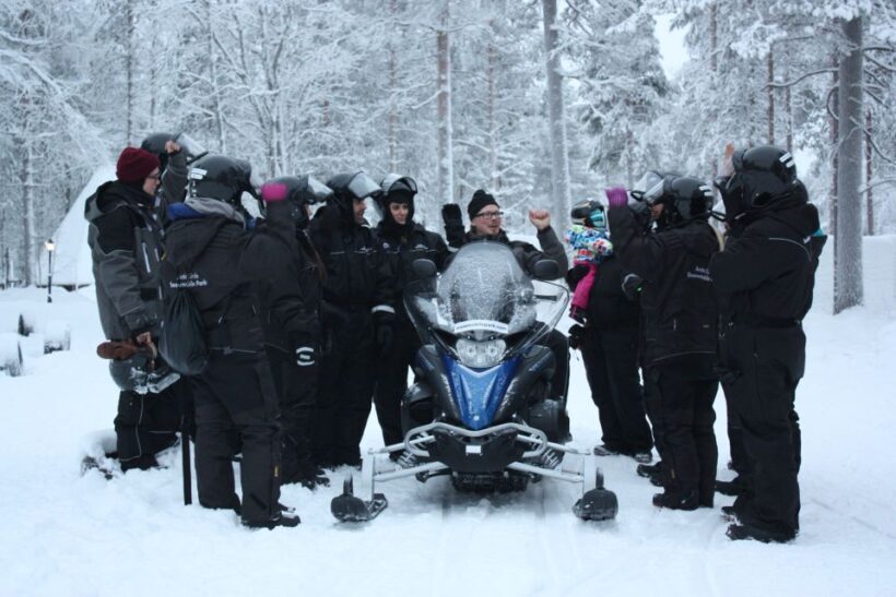 Rovaniemi: Husky & Reindeer Experience with Snowmobile Ride - Santa Village & Final Stops