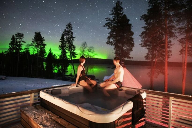 Rovaniemi: Northern Lights Trip with Arctic Sauna & Jacuzzi - Authenticity and Value